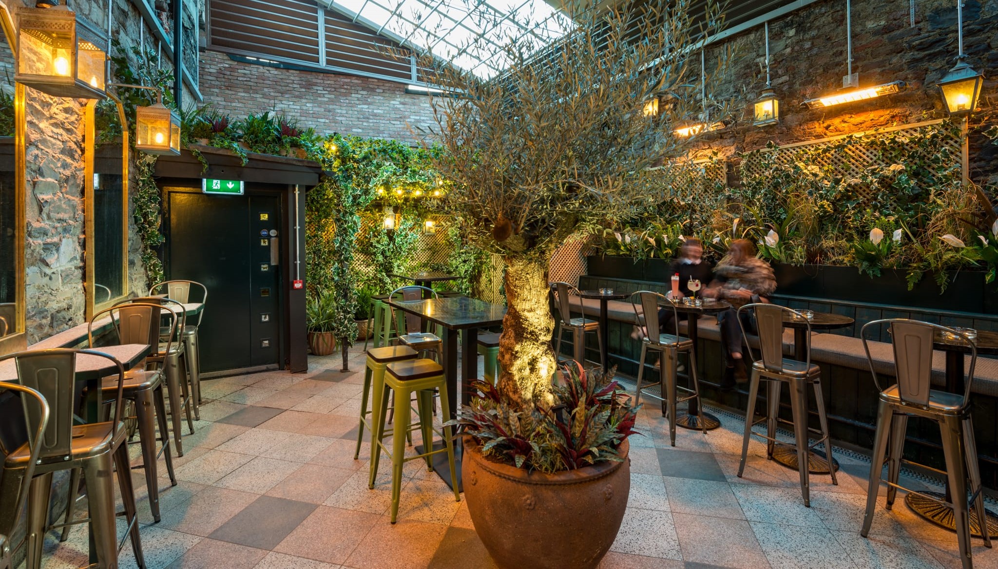 18 Stunning Corporate Summer Party Venues | Find A Venue