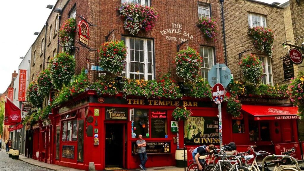 Temple Bar Dublin: The Ultimate Party Venue Guide